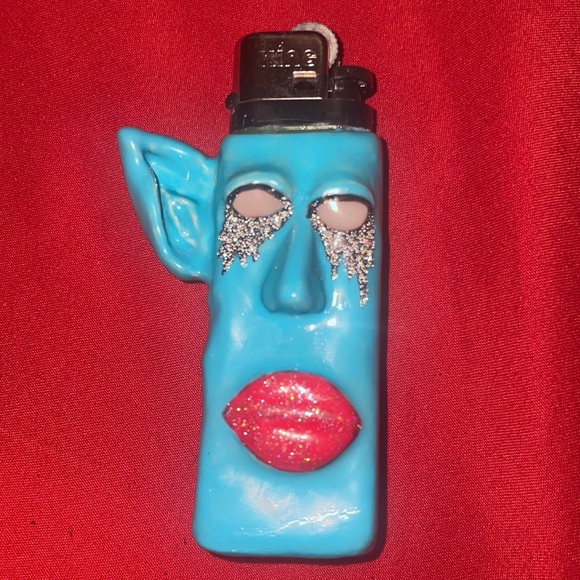 Art | Bic Lights Abstract Face Design | Poshmark